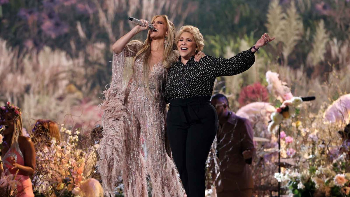 J. Lo’s Mom Says She ‘Always Knew’ Daughter Would Get Back With Ben ...