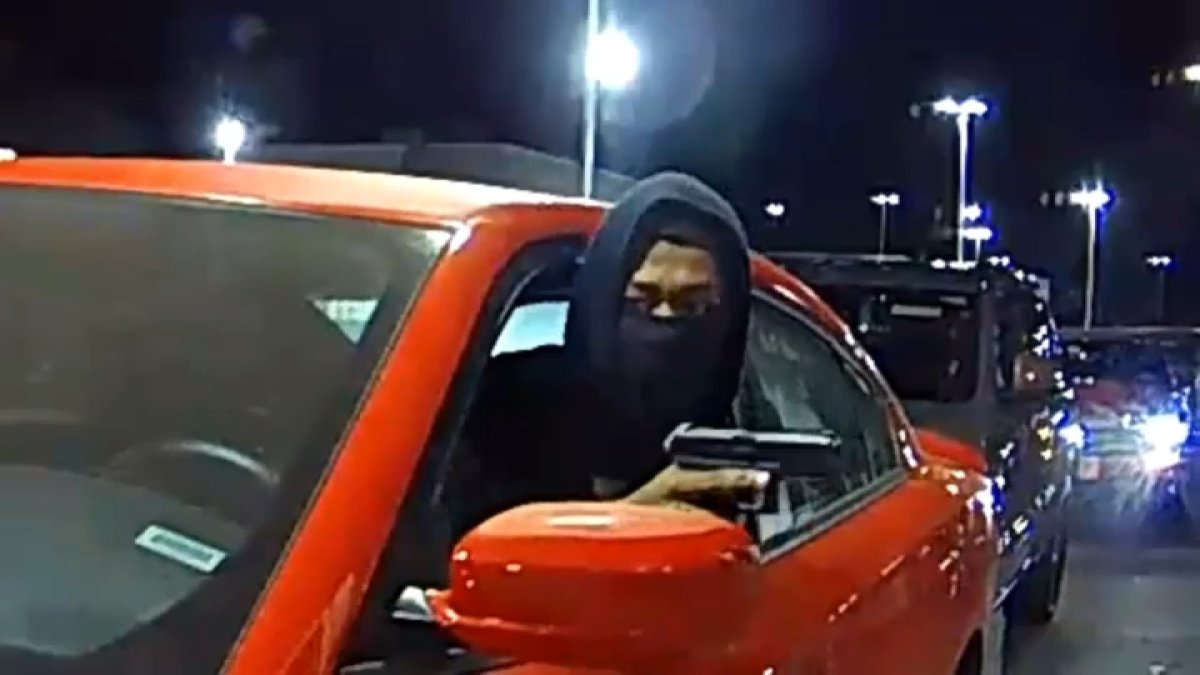 Caught on cam: Thief pulls gun at PHL rental lot, leads several muscle ...