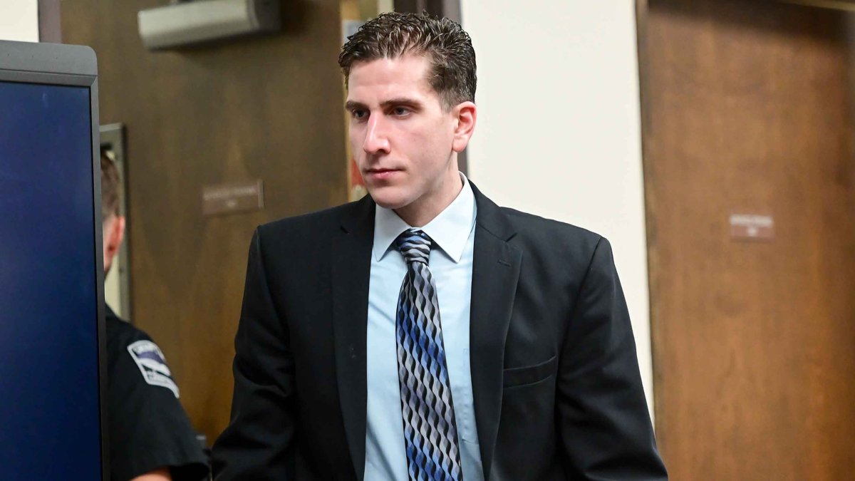 Prosecutors seek death penalty against Bryan Kohberger in stabbing deaths of 4 University of ...