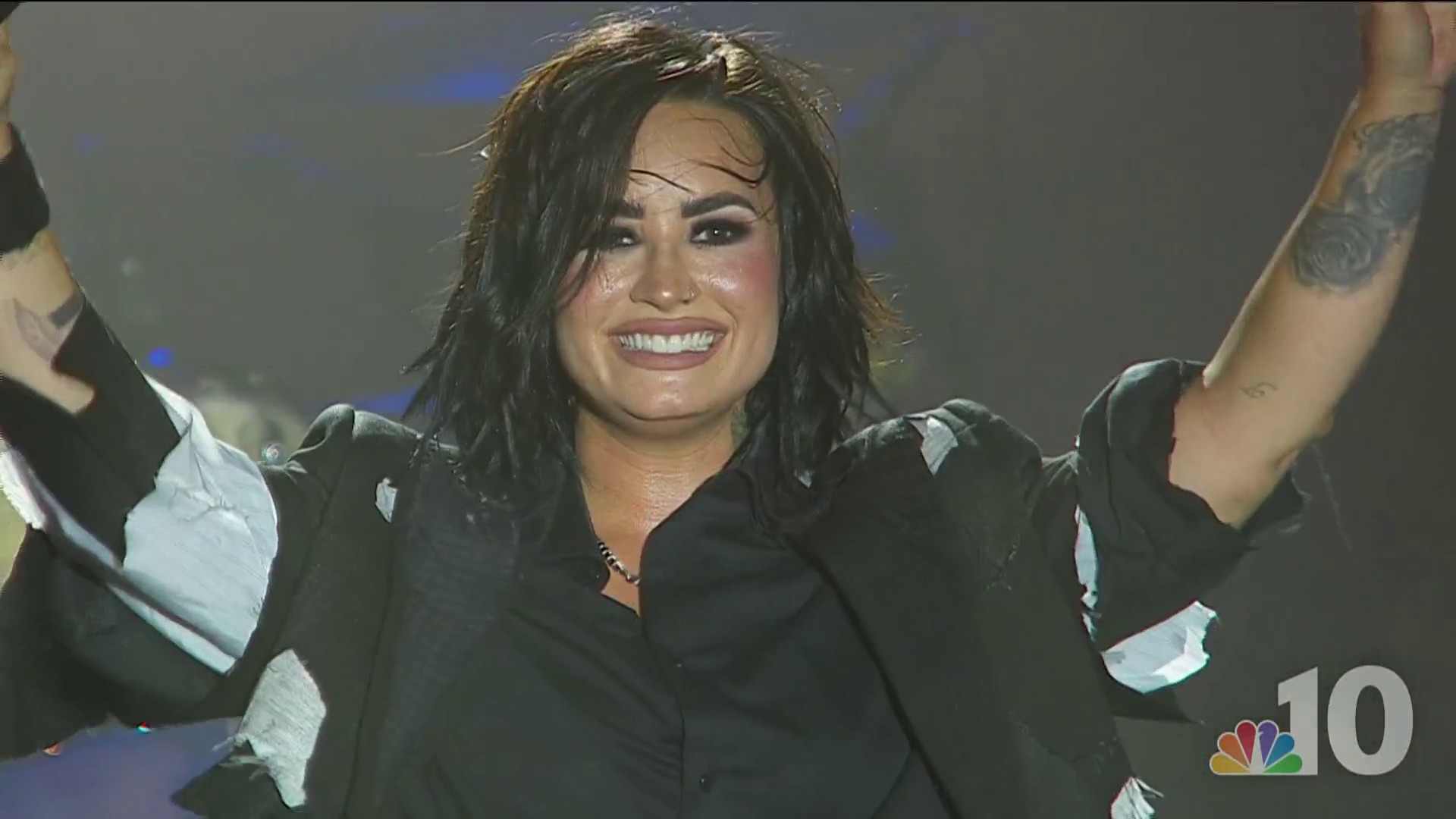 Skyscraper Demi Lovato Live