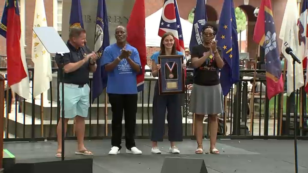 Students Run Philly Style wins 2023 Wawa Foundation Hero Award, $50K ...