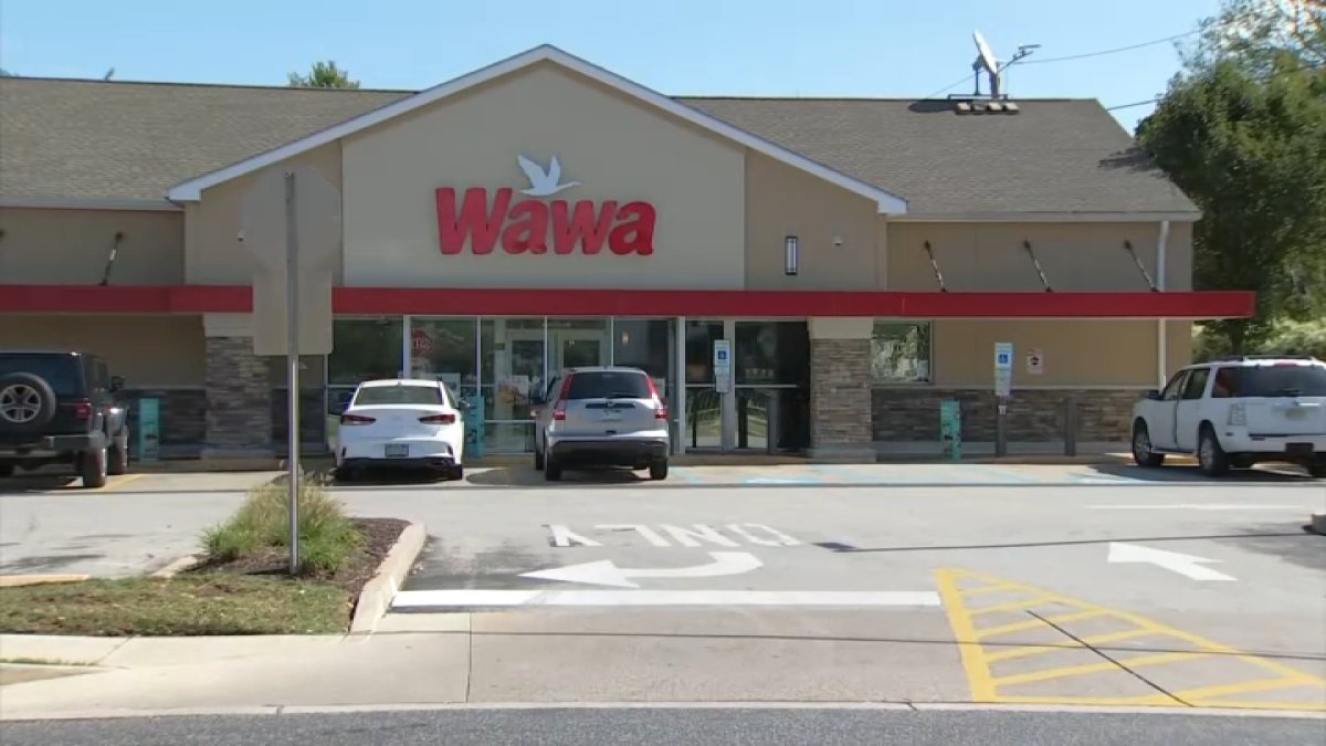 Man punched outside NJ Wawa by man begging for money – NBC10 Philadelphia