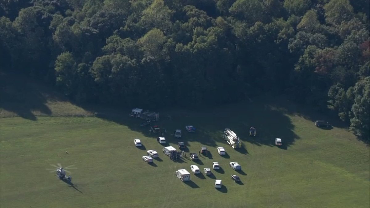 Small plane crashes at Cross Keys Airport in NJ – NBC10 Philadelphia