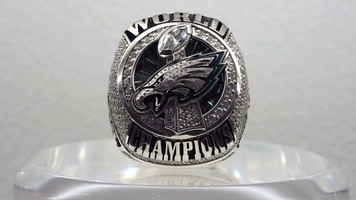 Which Eagle’s Super Bowl ring is on the auction block? – NBC10 Philadelphia