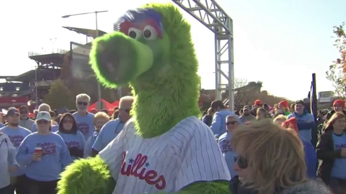 People flock to Phillies ballpark for Walk to Defeat ALS – NBC10 ...