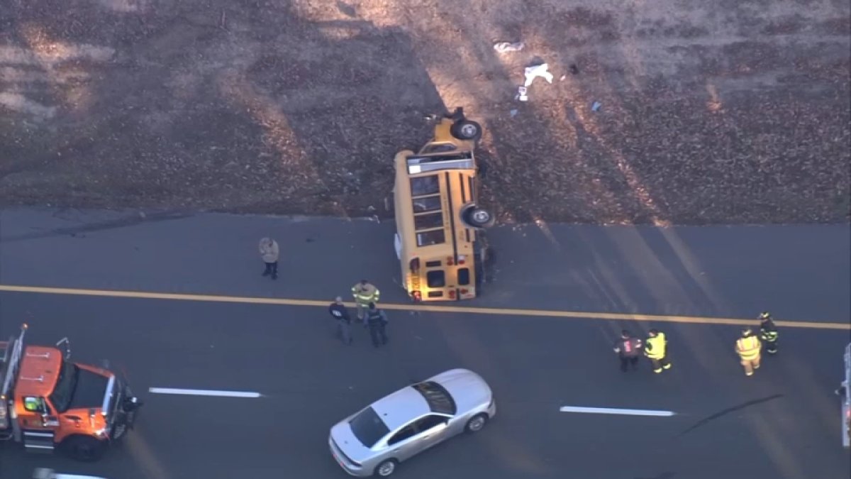 5 hurt — including 3 students — after school bus crashes on Garden ...