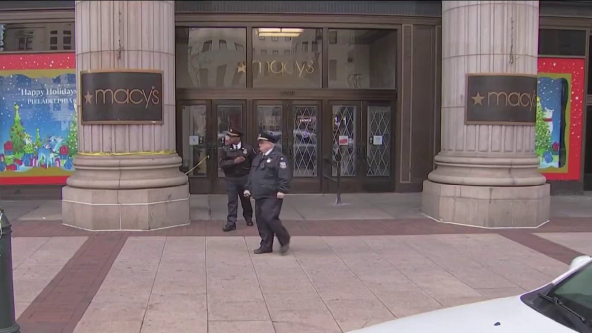 Security guard killed in double stabbing at Center City Macy’s store ...