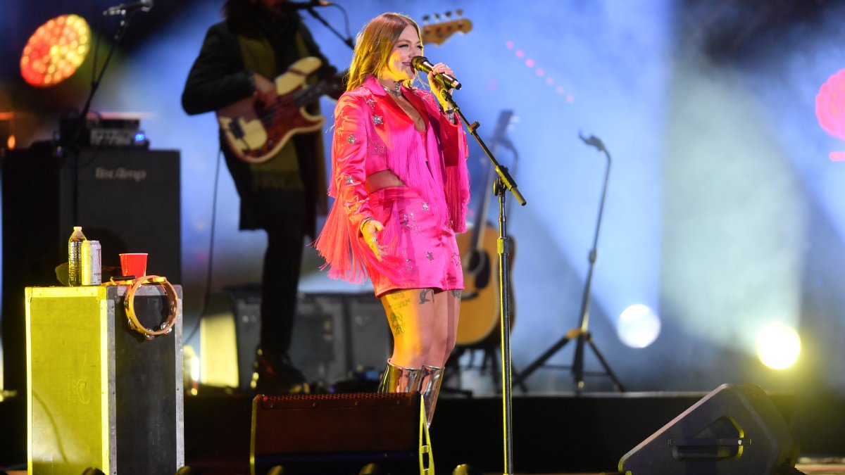 Grand Ole Opry reacts to fallout over Elle King’s Dolly Parton tribute ...