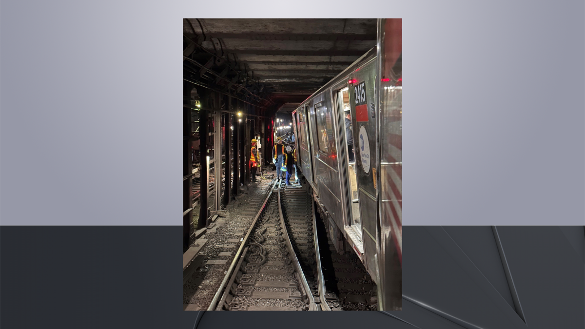 Subway train collision NYC: 1 line train bumps another train at 96th ...