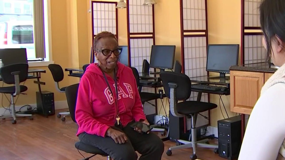 Philly woman owns, runs internet cafe offering access to everyone ...
