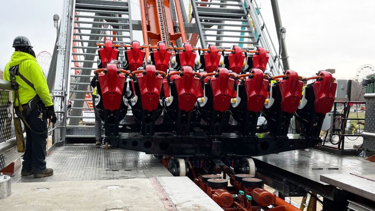 Sneak peek of Dorney Park’s new dive coaster, Iron Menace – NBC10 ...