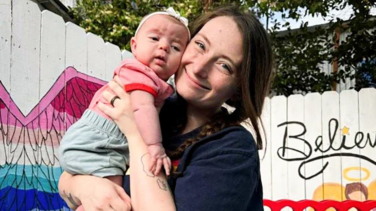 Texas mom says she was issued an arrest warrant for her kids’ overdue ...