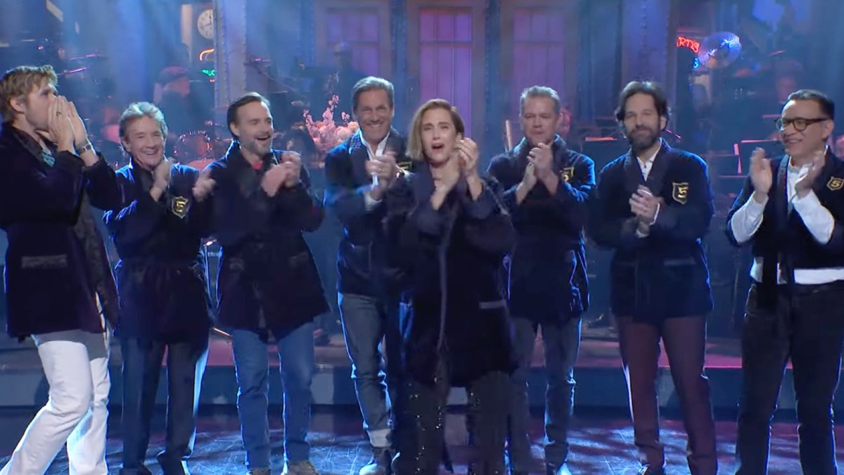Ryan Gosling, Matt Damon, Paul Rudd and more crash Kristen Wiig’s ‘SNL ...