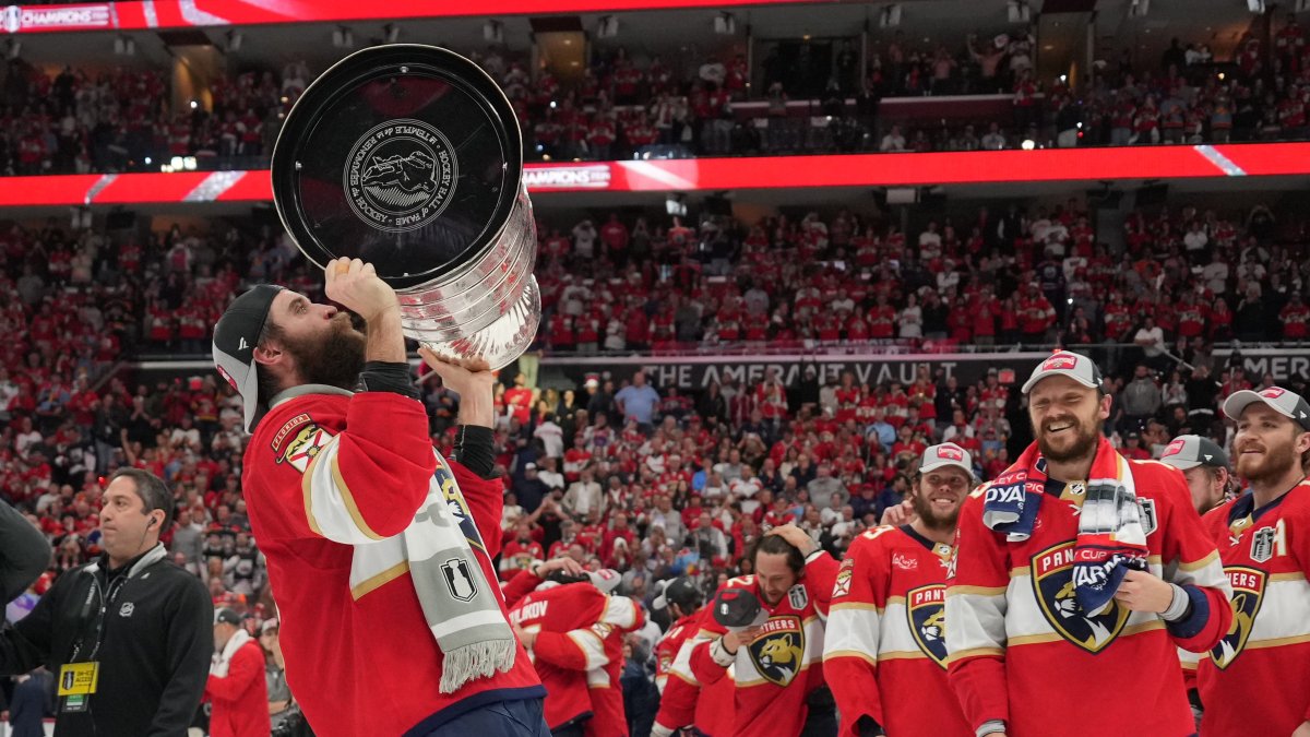 Stanley Cup fun facts: Height, weight, names and more – NBC10 Philadelphia