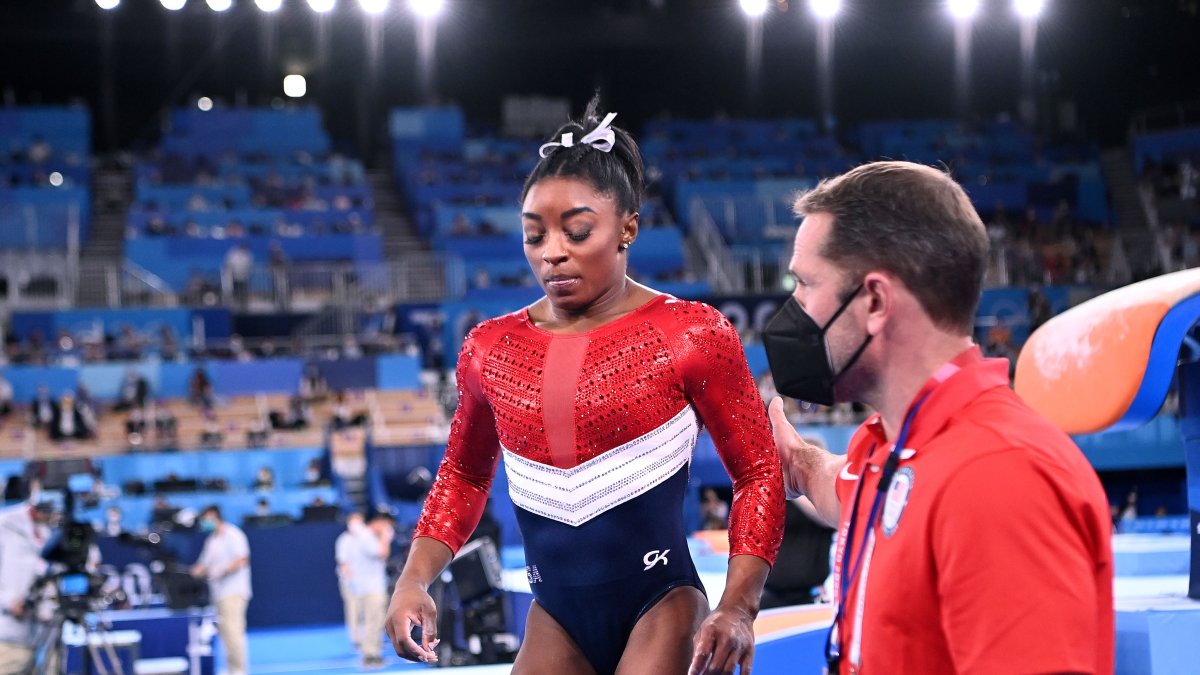 What Are The Twisties Simone Biles Explains Nbc10 Philadelphia