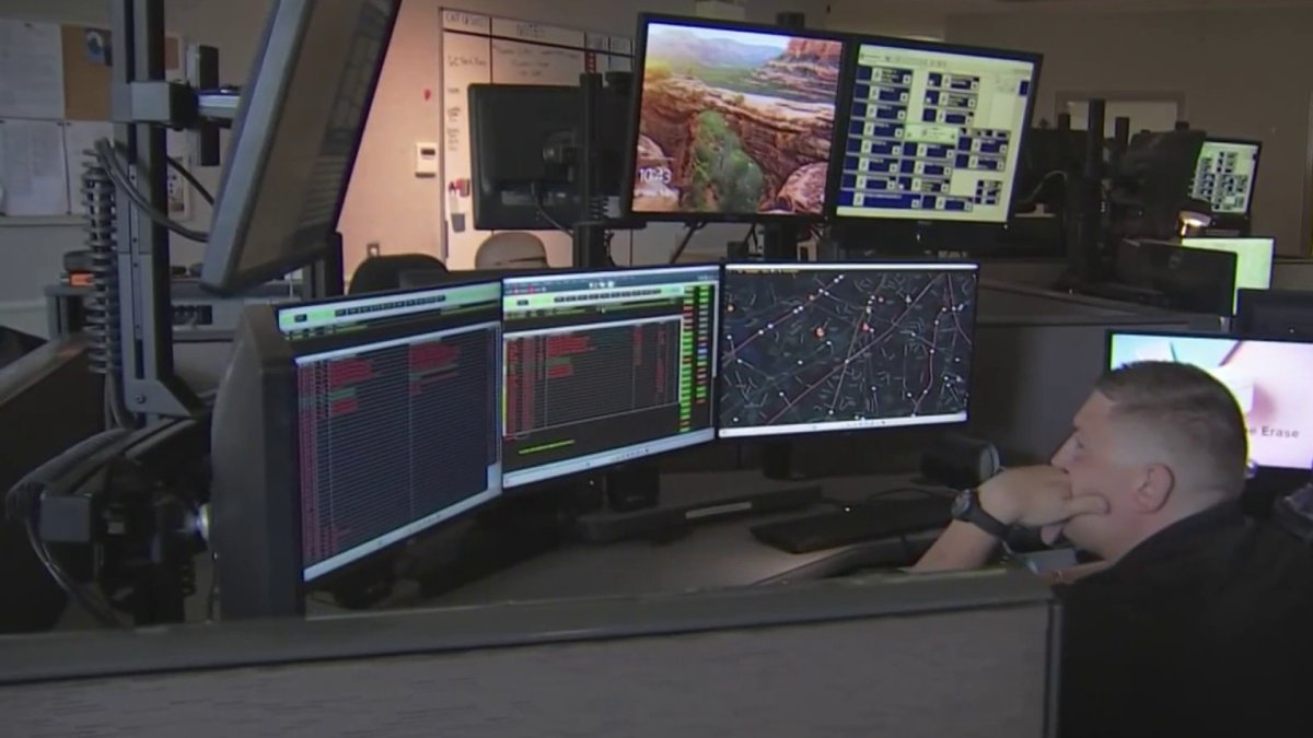 Emergency dispatch centers hit by computer outage forced back to paper ...