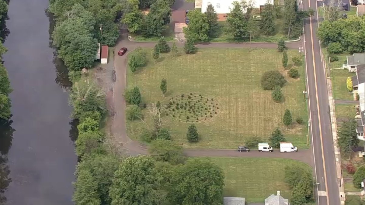 Teacher accused of masturbating at cemetery, park in Pennsylvania ...