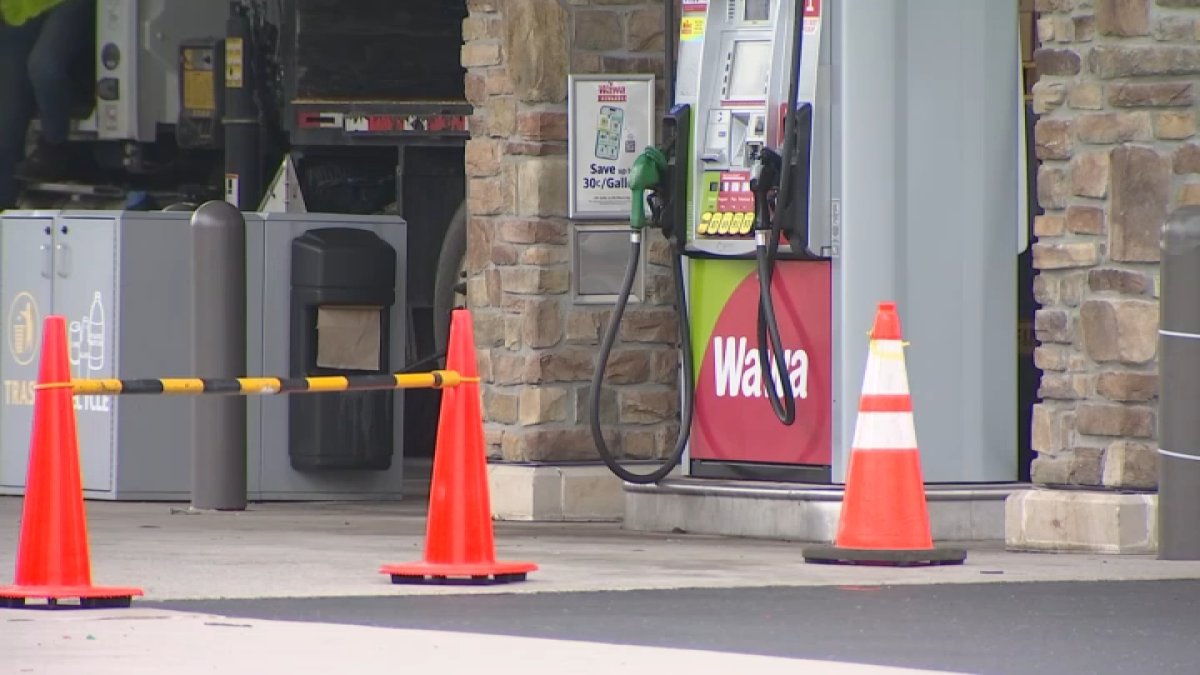 Several cars damaged because of bad gas at Bucks Co. Wawa – NBC10 Philadelphia