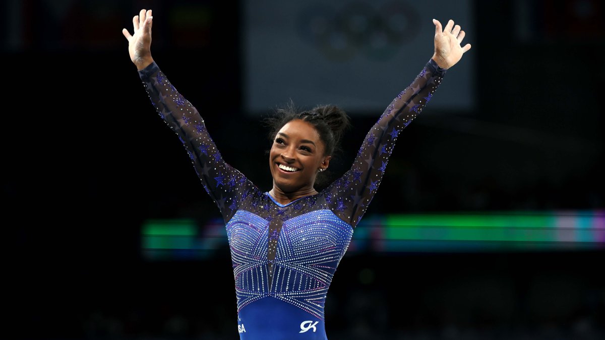 Simone Biles Wins Gold In All Around At 2024 Olympics Nbc10 Philadelphia