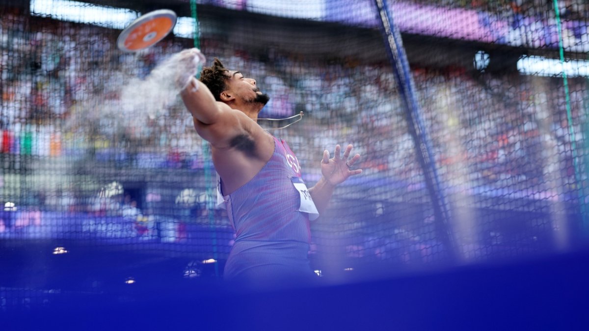 HIGHLIGHT: UPenn’s Sam Mattis falters in discus qualifications, ends ...