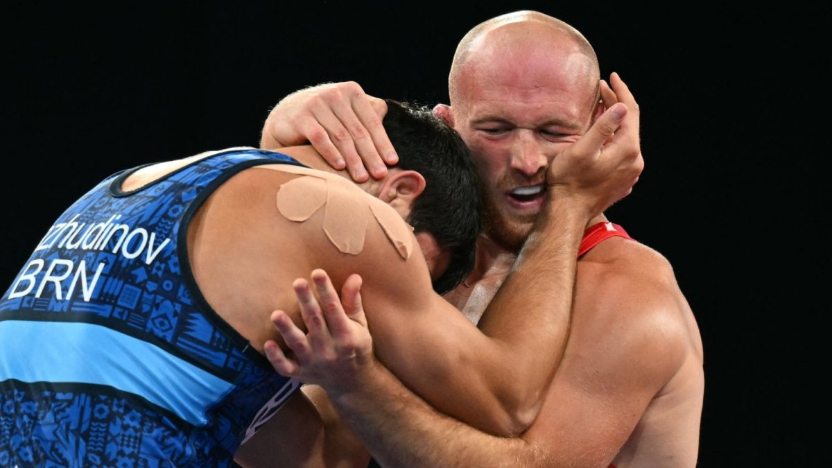 HIGHLIGHT: Kyle Snyder heading to bronze medal wrestling match – NBC10 ...