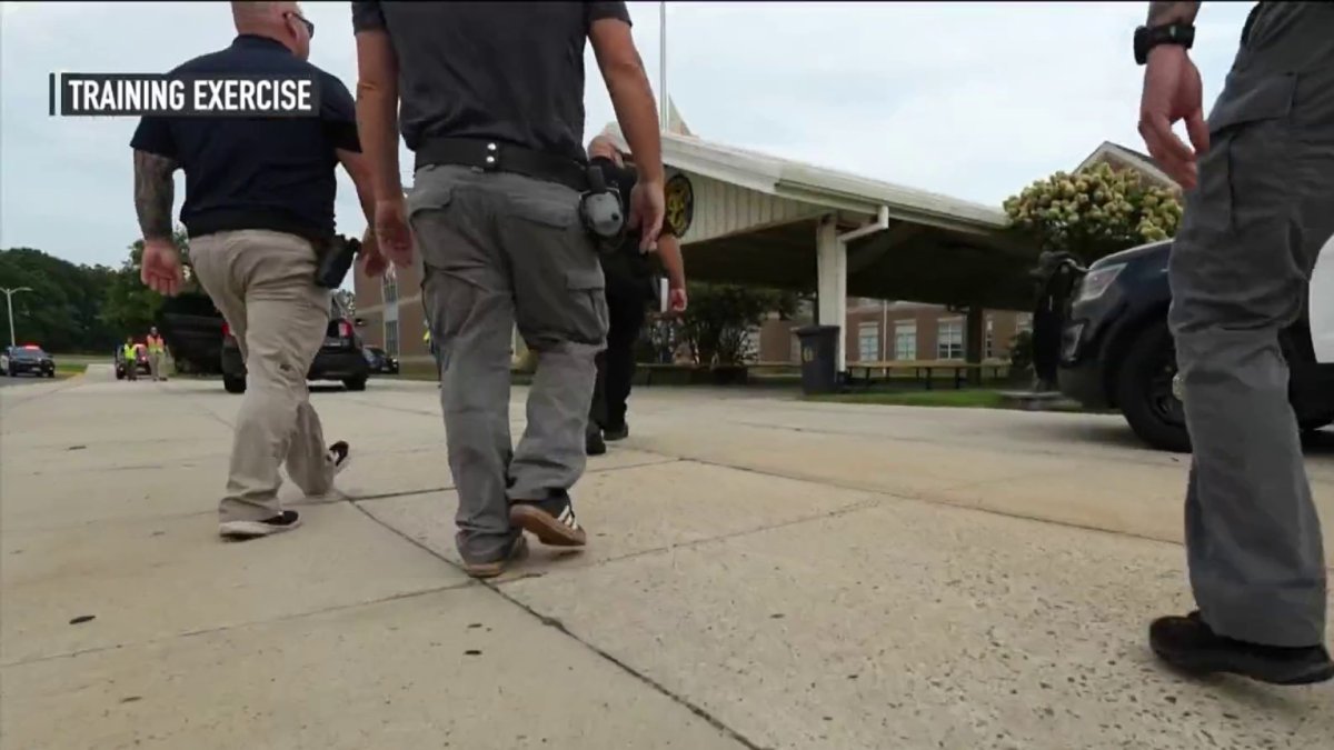 NJ law enforcement officials hold active shooter training exercise ...