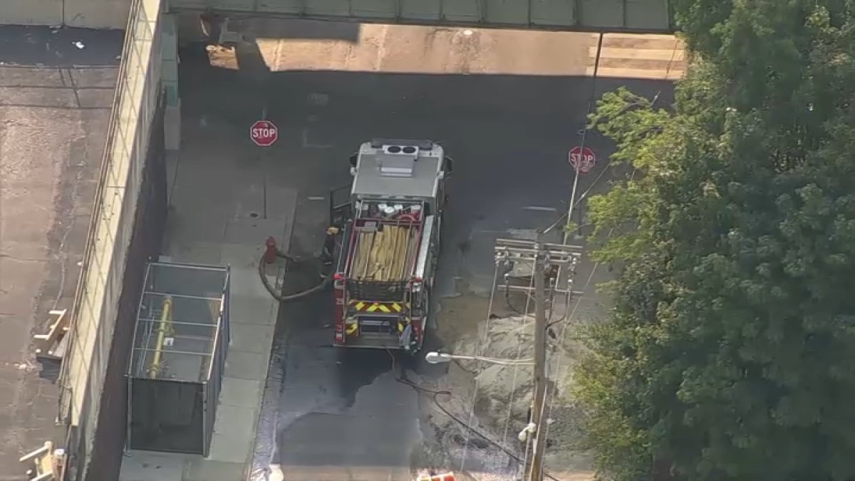 SEPTA train service was temporarily stopped in Philadelphia – NBC10 ...