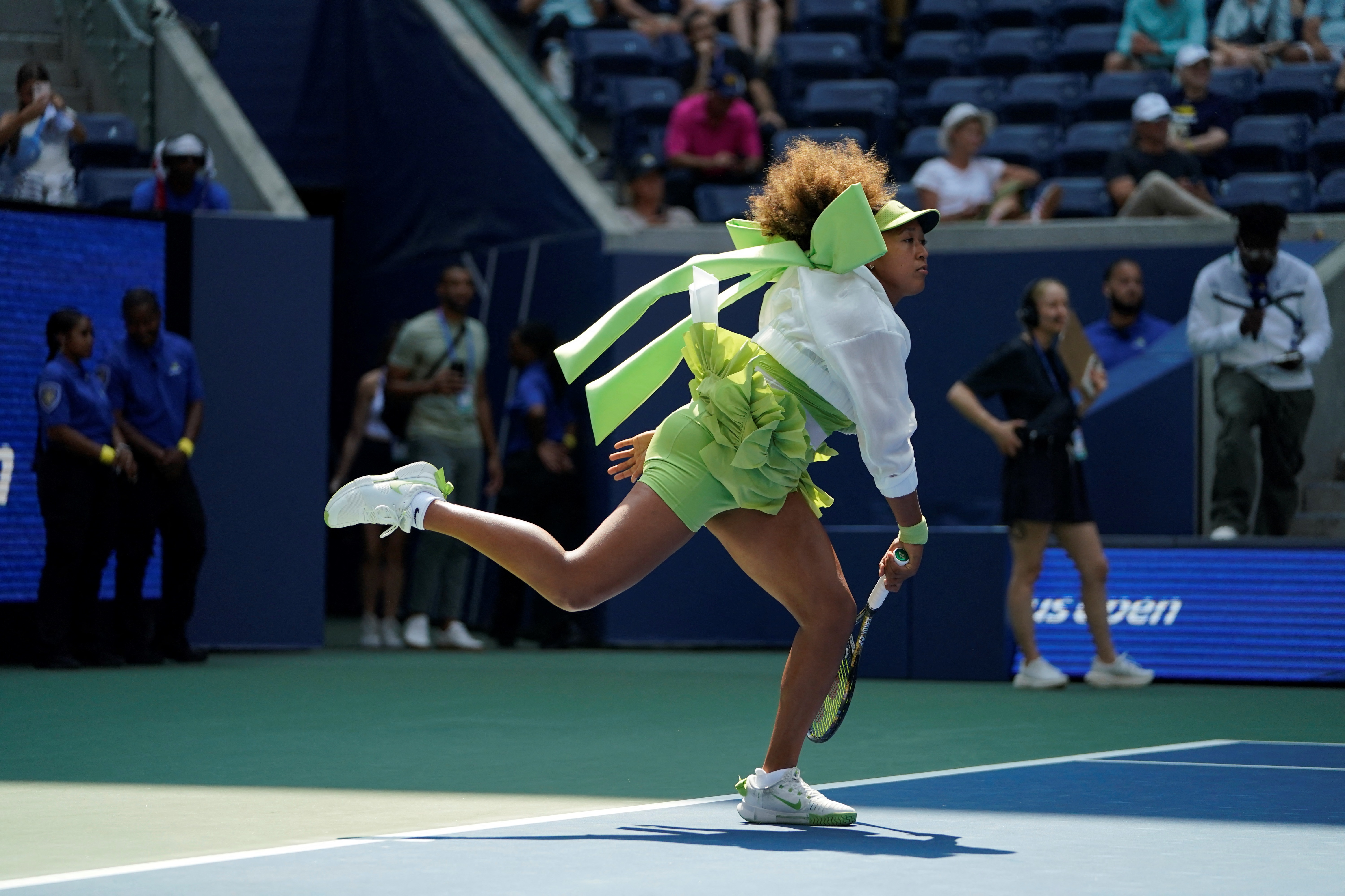 Naomi Osaka turns heads with her stylish debut at 2024 US Open – NBC10 ...