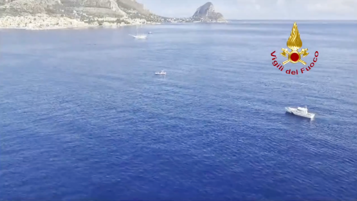 1 Dead 6 Missing After Luxury Yacht Bayesian Sinks Off Sicily Nbc10