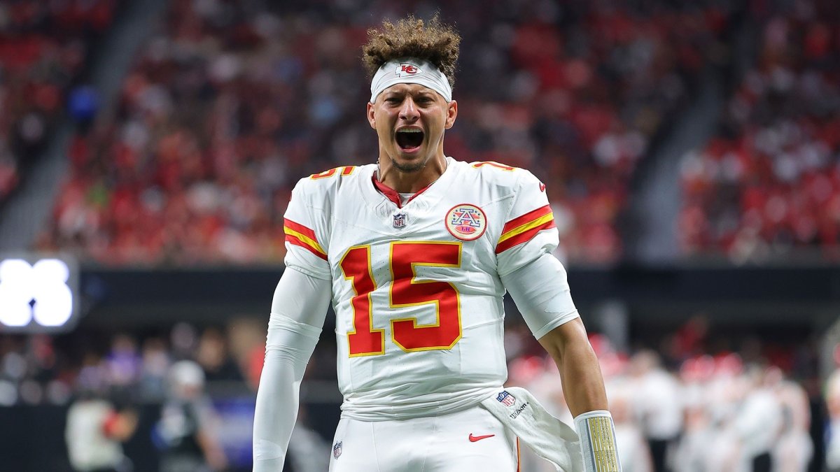 Patrick Mahomes breaks more records in win over Falcons – NBC10 ...