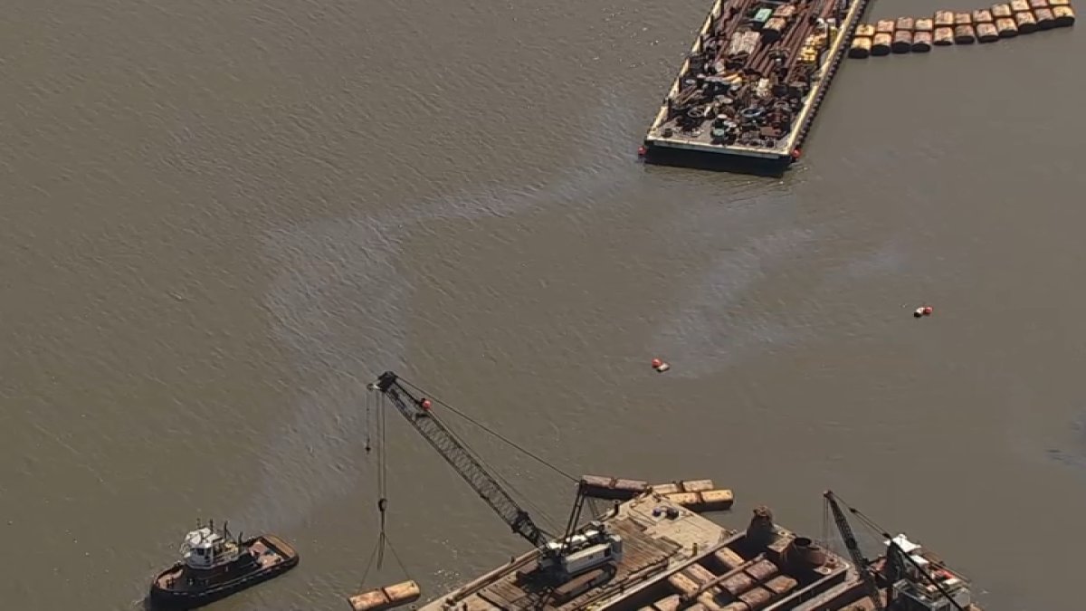 Thousands of gallons of oil spilled in the Christina River – NBC10 ...