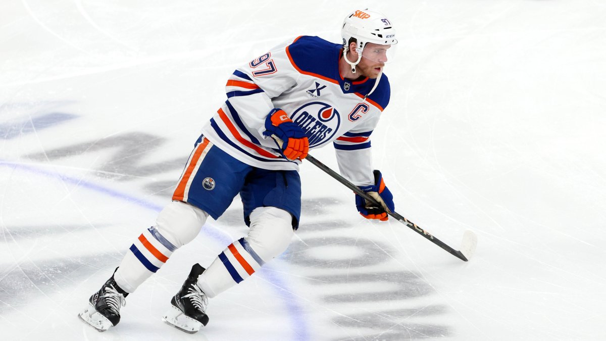 Oilers star Connor McDavid will miss 2-3 weeks with ankle injury ...