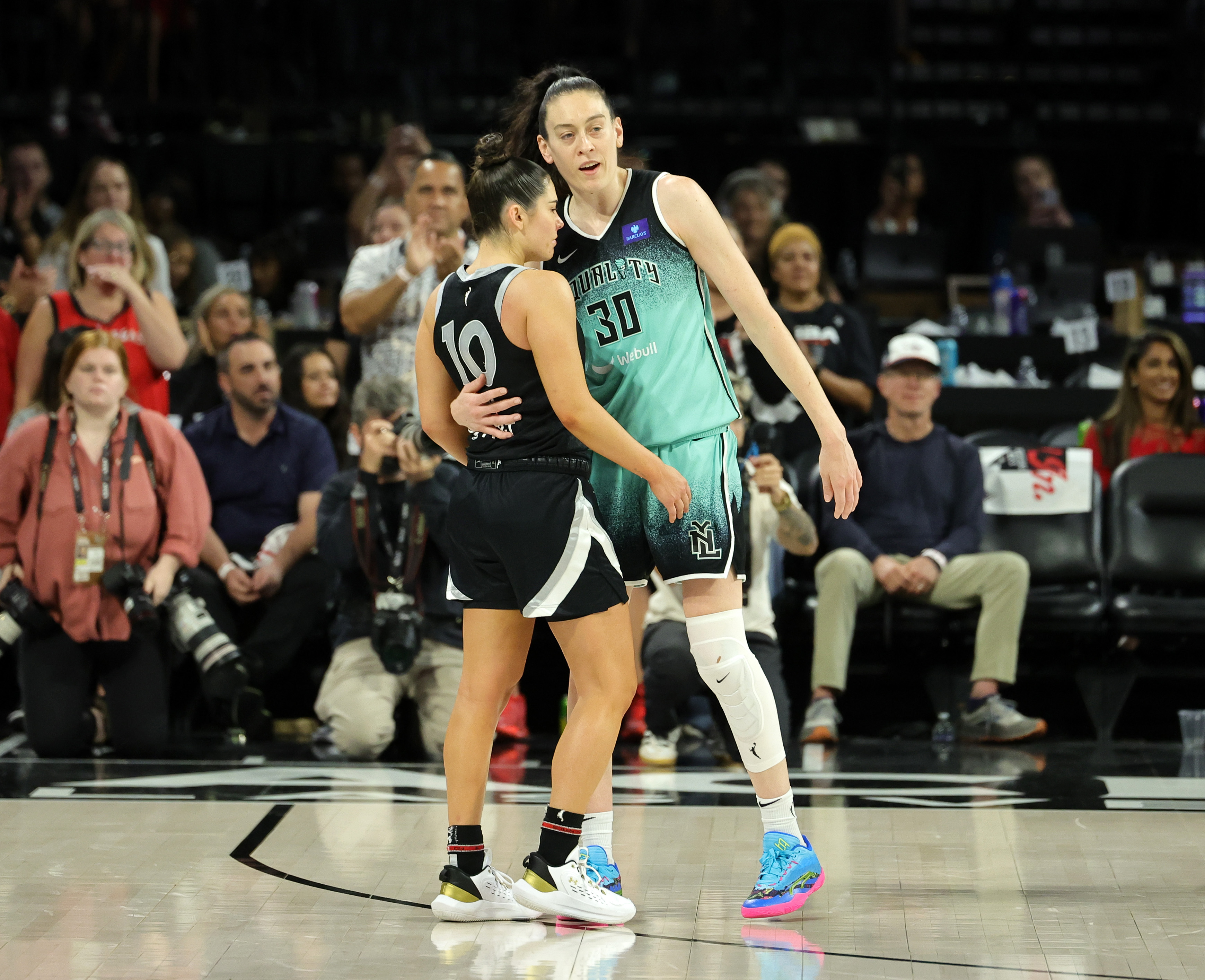 2024 WNBA free agency guide: Top players and team priorities – NBC10 ...