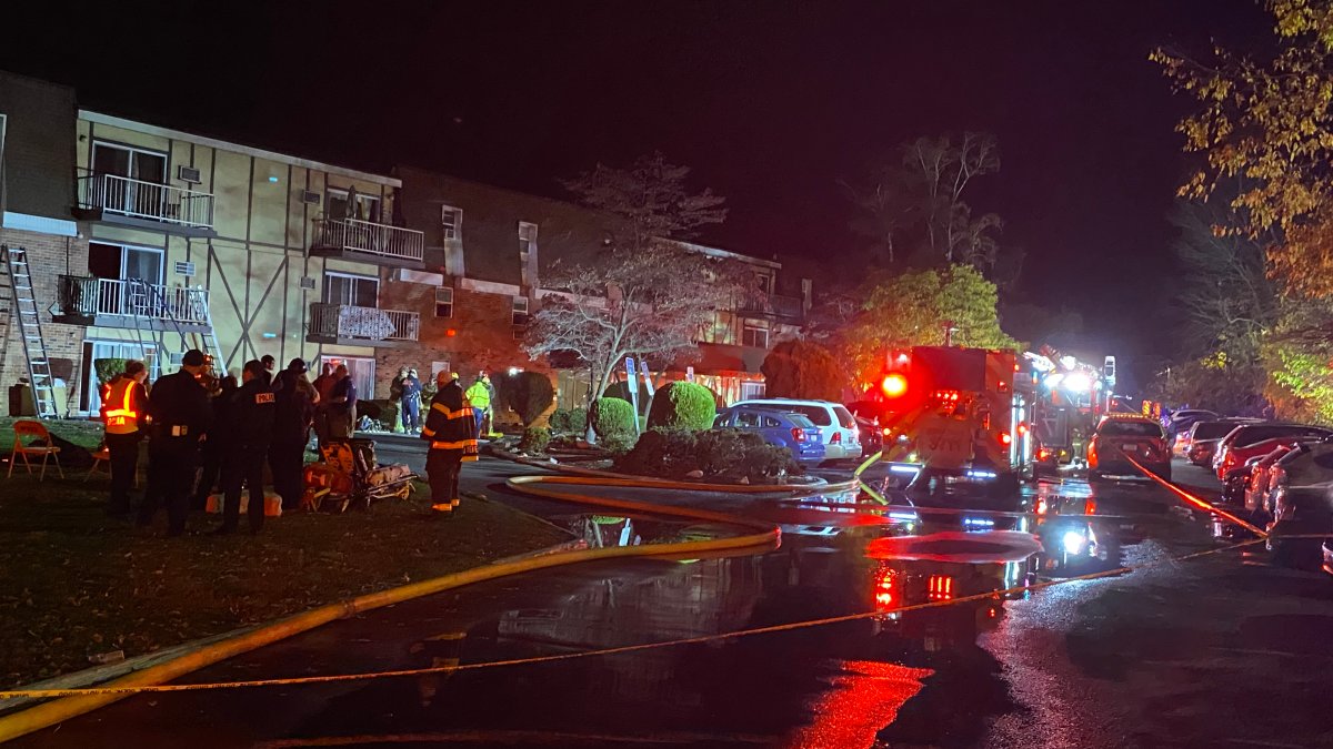 Fire at Lehigh Valley, Pa., apartment complex – NBC10 Philadelphia