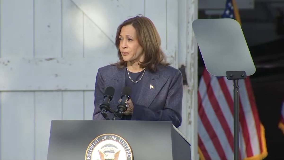 Kamala Harris in Bucks Co. trying to appeal to Republican voters ...