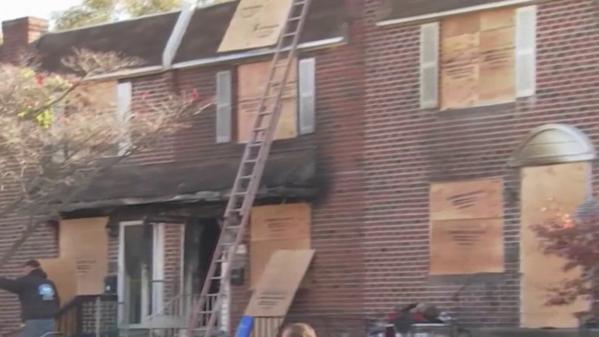 Families displaced after fire spreads through homes in Folcroft, Pa ...