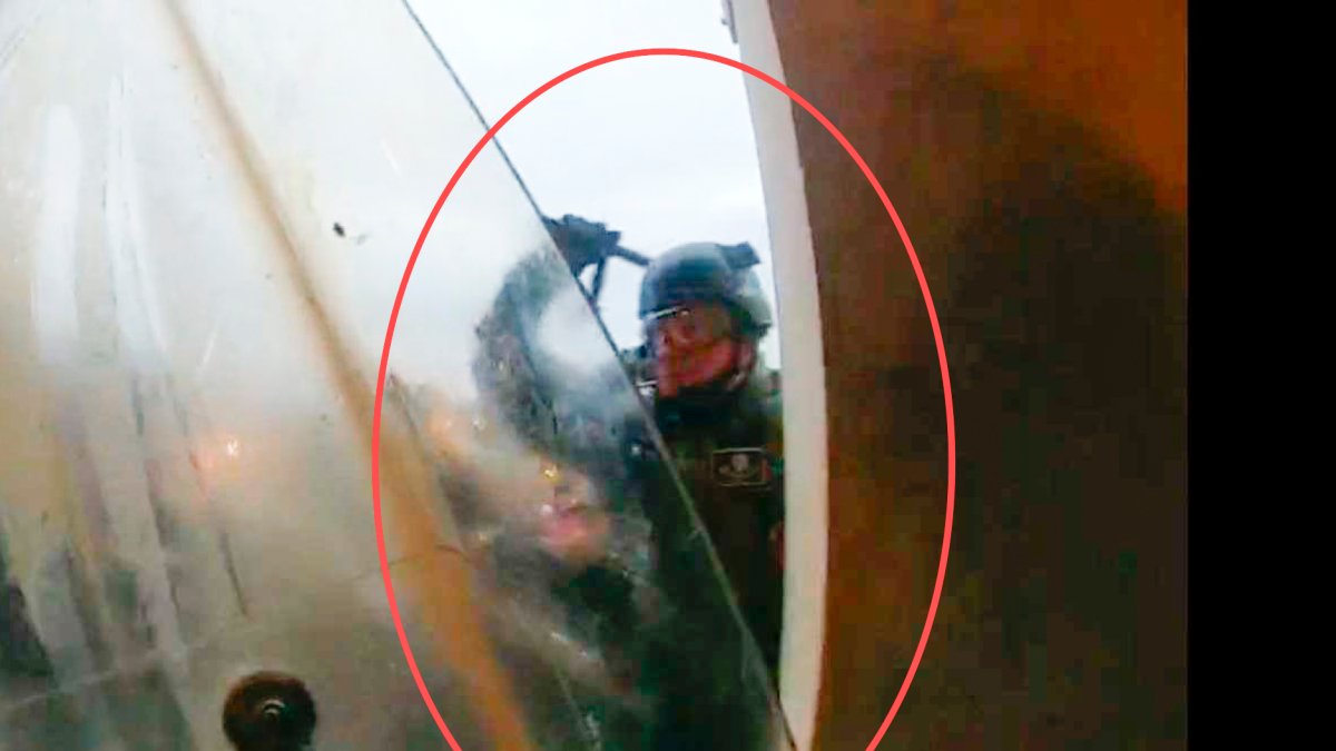 Ex Army Officer Who Beat Officers With A Baton On Jan 6 Sentenced To