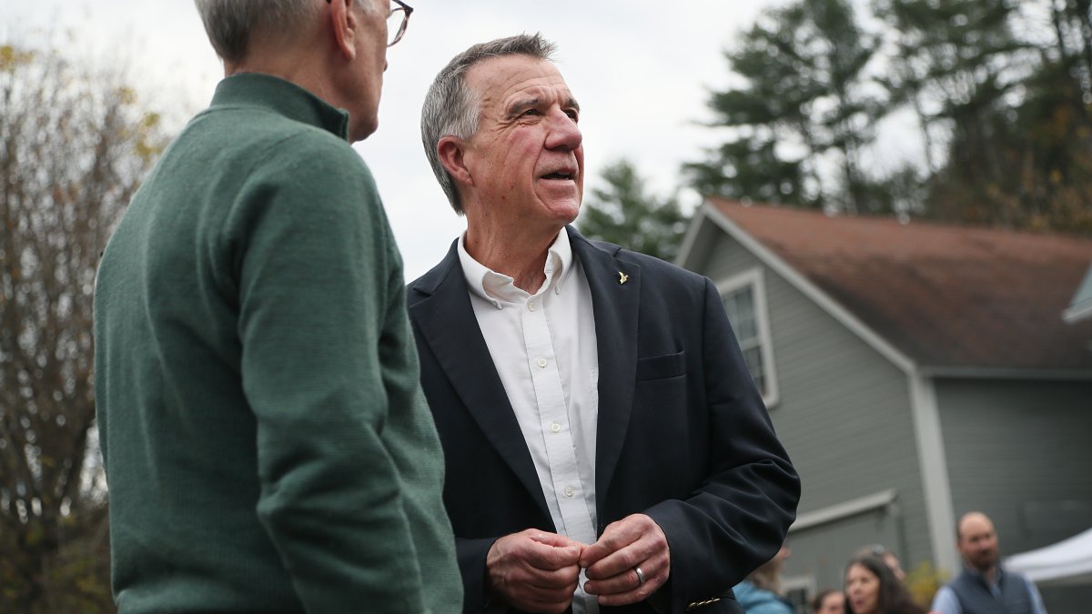 Vermont Republican Gov. Phil Scott says he voted for Harris – NBC10 ...