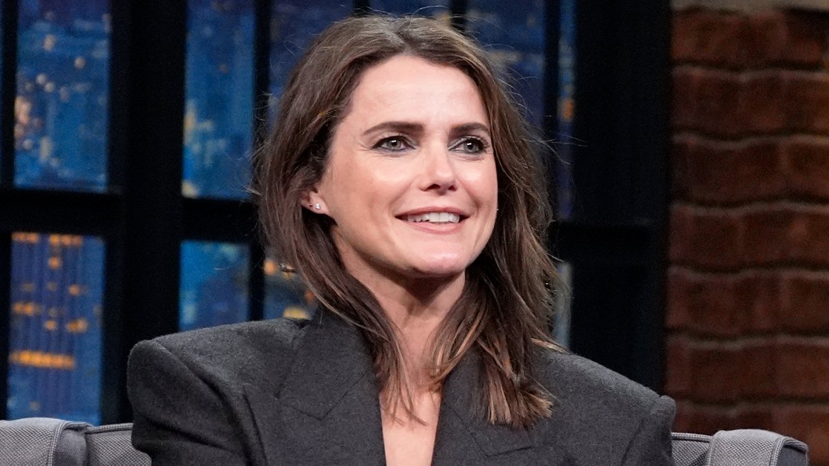 Keri Russell couldn’t stop sweating while meeting Hillary Clinton ...