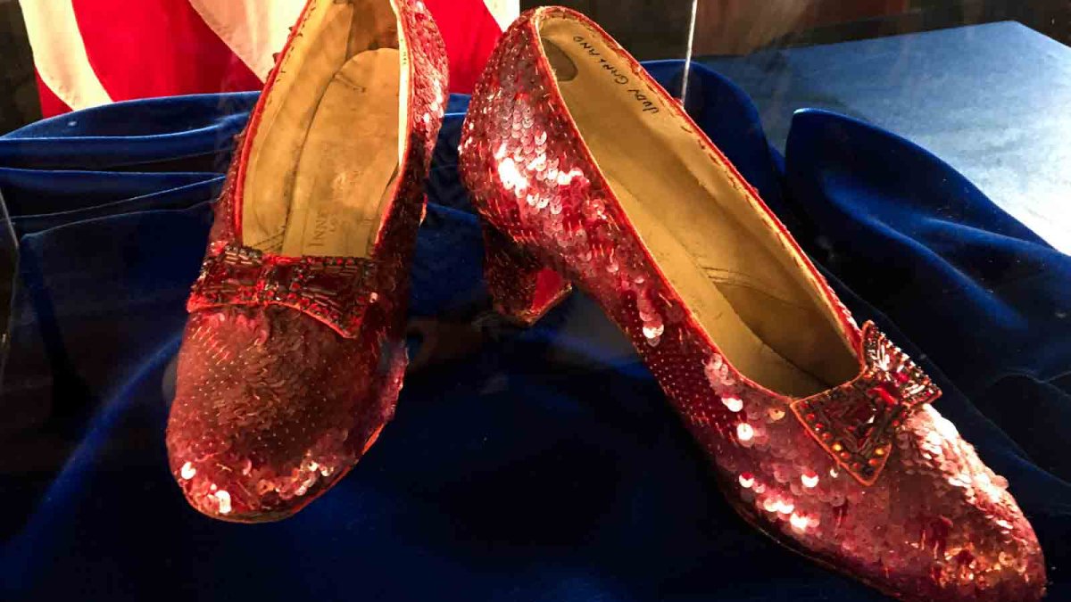Ruby slippers worn by Judy Garland in ‘The Wizard of Oz’ for sale ...