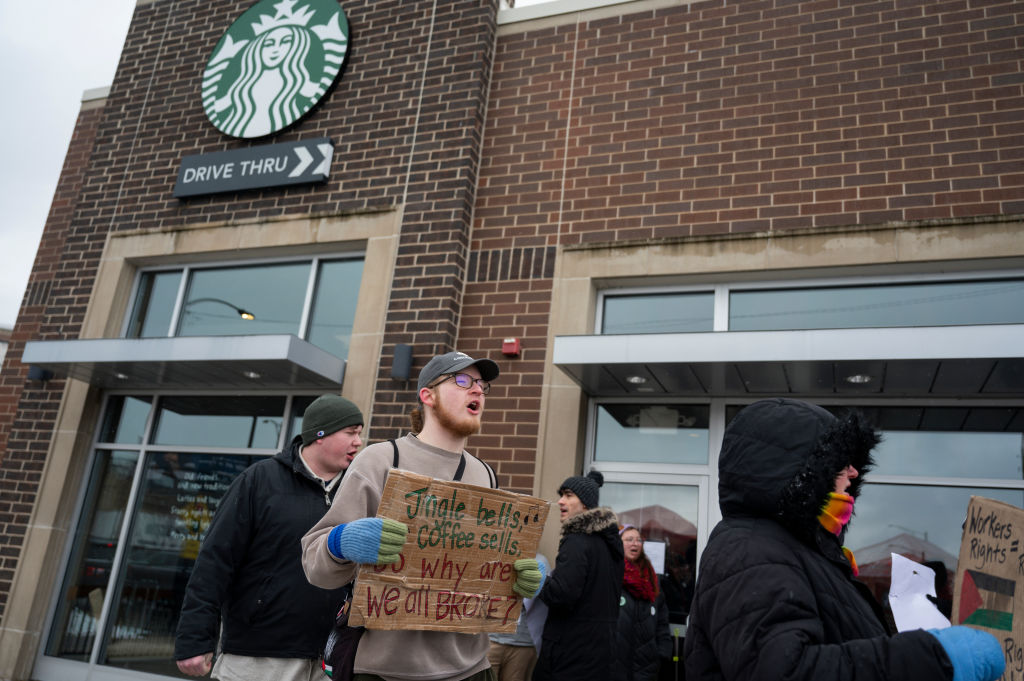 Starbucks barista strike expands as workers demand pay raises – NBC10 ...