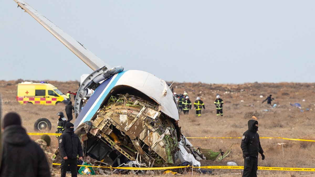 What is known about the deadly plane crash in Kazakhstan – NBC10 ...