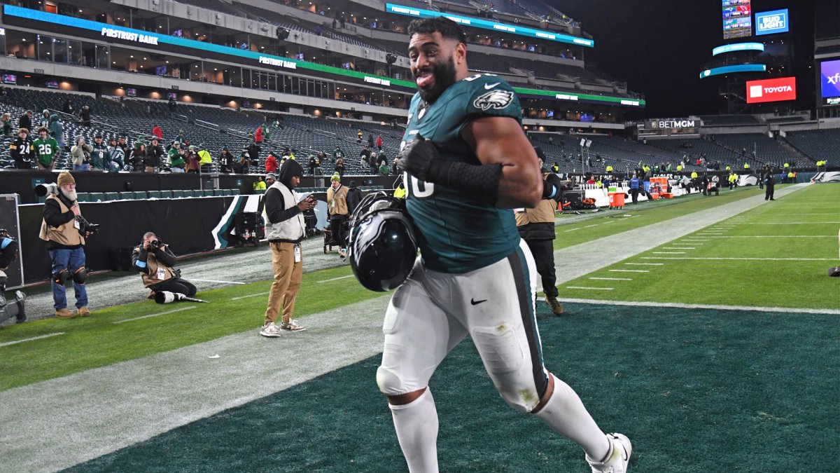 Eagles snap counts: Telling the story of a lopsided win – NBC10 ...