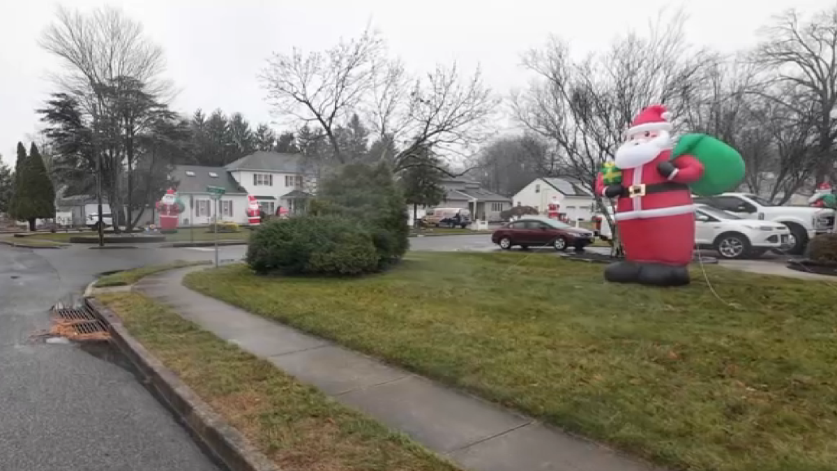 Jersey Shore town honors late teen’s life with inflatable Santas ...