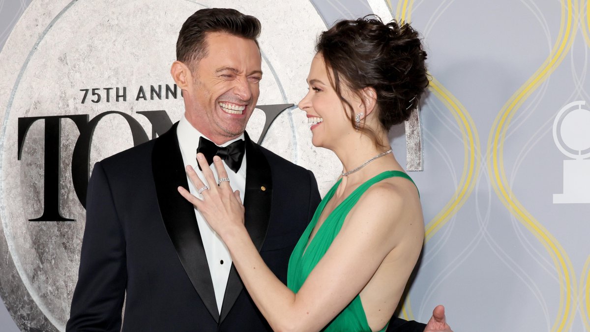 Hugh Jackman and Sutton Foster confirm relationship after rumors ...
