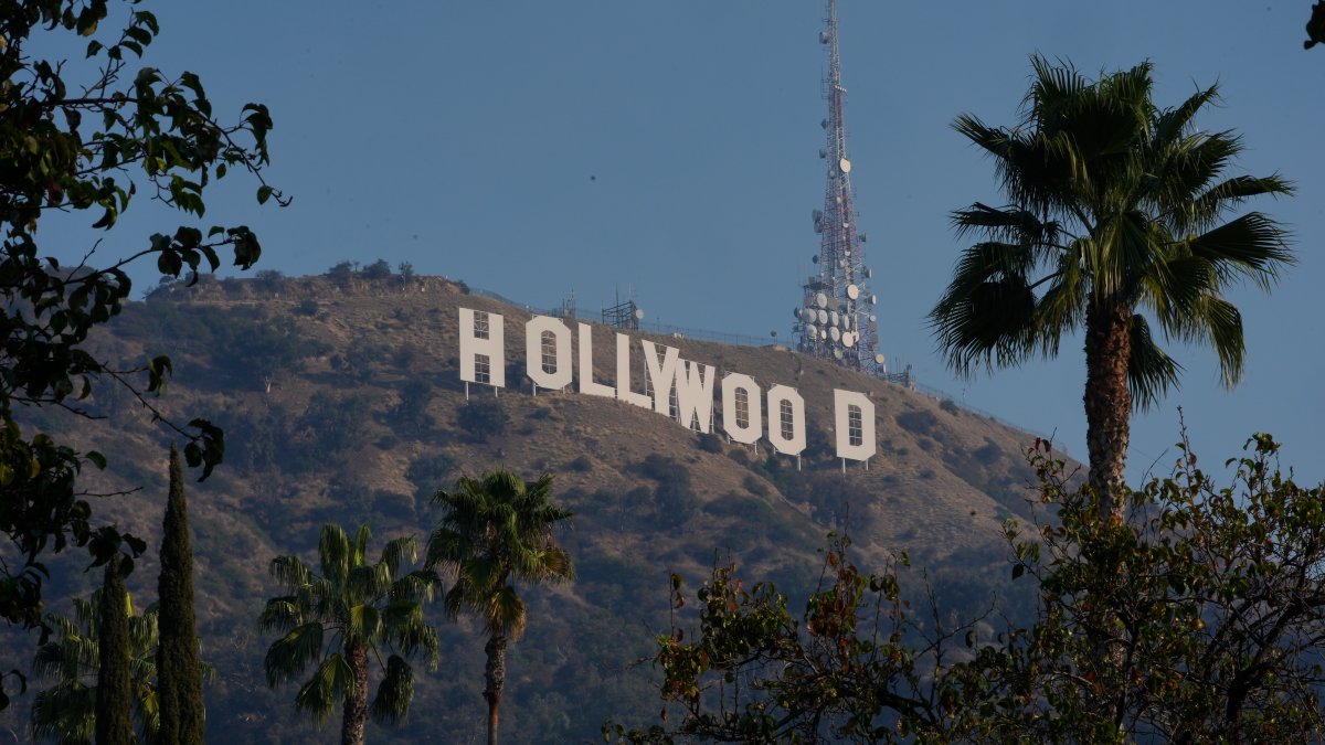 Hollywood’s Oscar season turns into a pledge drive – NBC10 Philadelphia