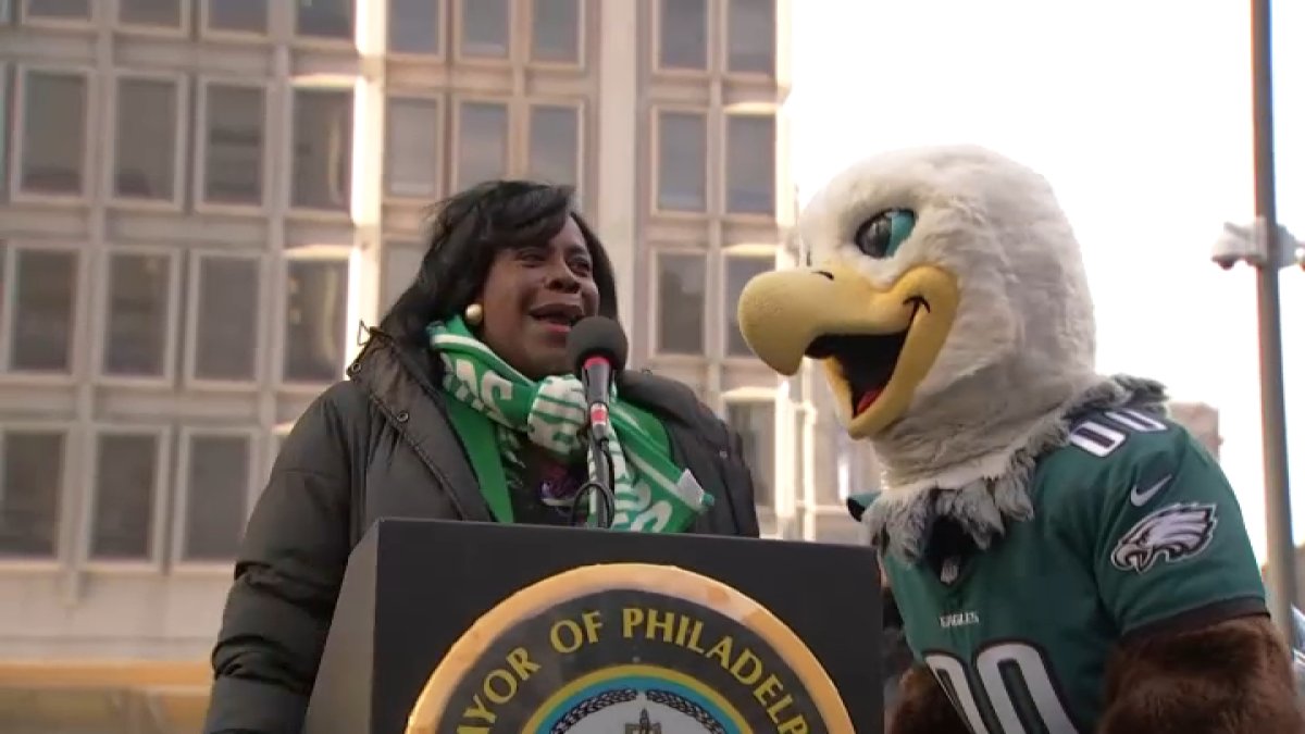 ‘E-L-G-S-E-S’ no more. Philly mayor gets help doing Eagles chant ...