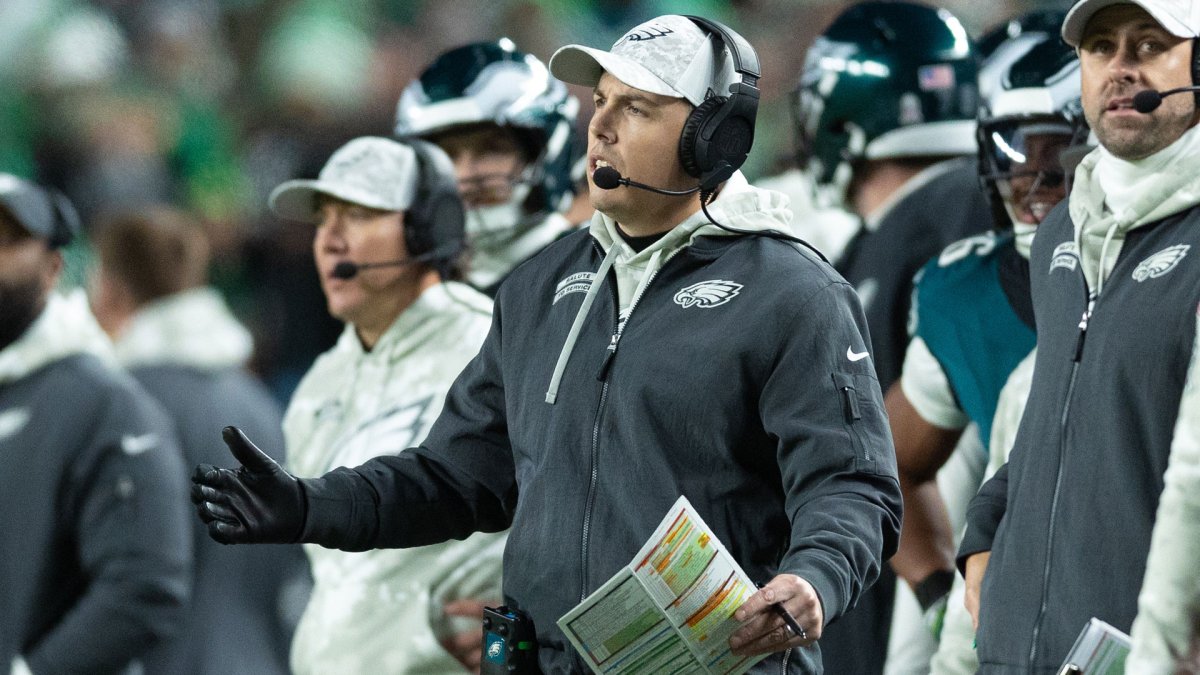 ‘That one is on me:’ Kellen Moore blames himself for Jalen Hurts safety ...