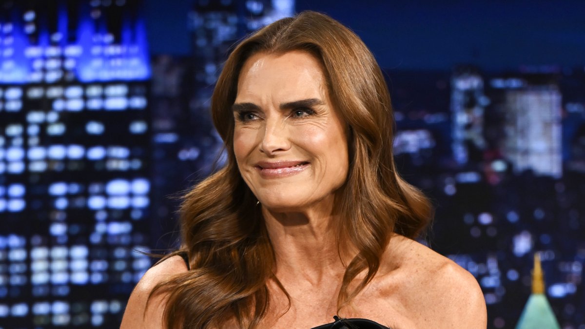 Brooke Shields thought she died after waking up next to Bradley Cooper ...