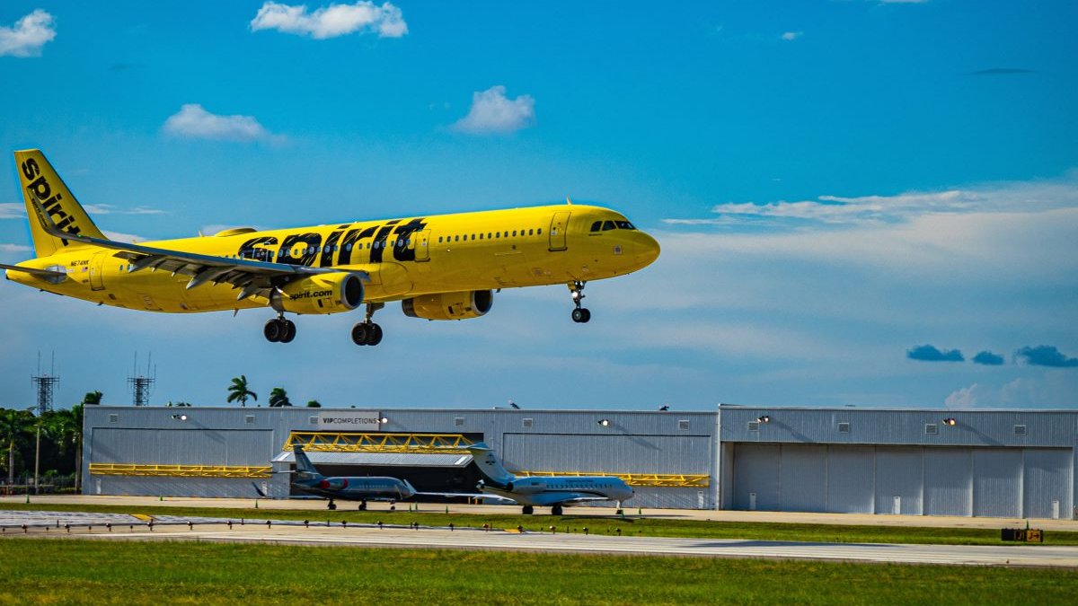 Spirit Airlines dress code: No ‘offensive’ body art allowed – NBC10 ...